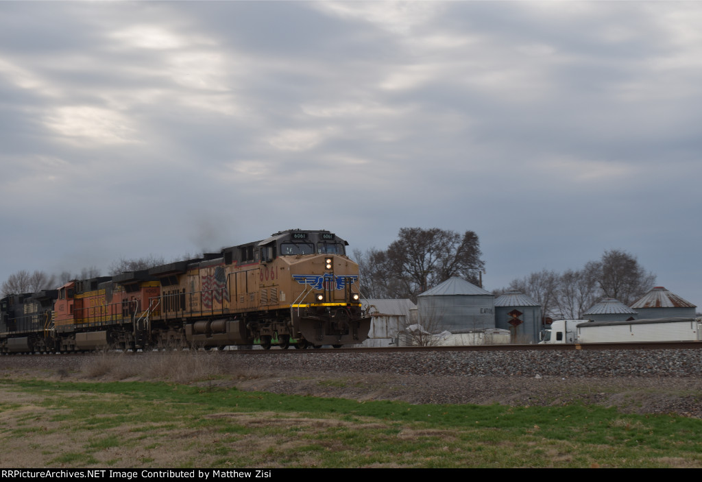 UP 6061 BNSF 4065 NS 9533